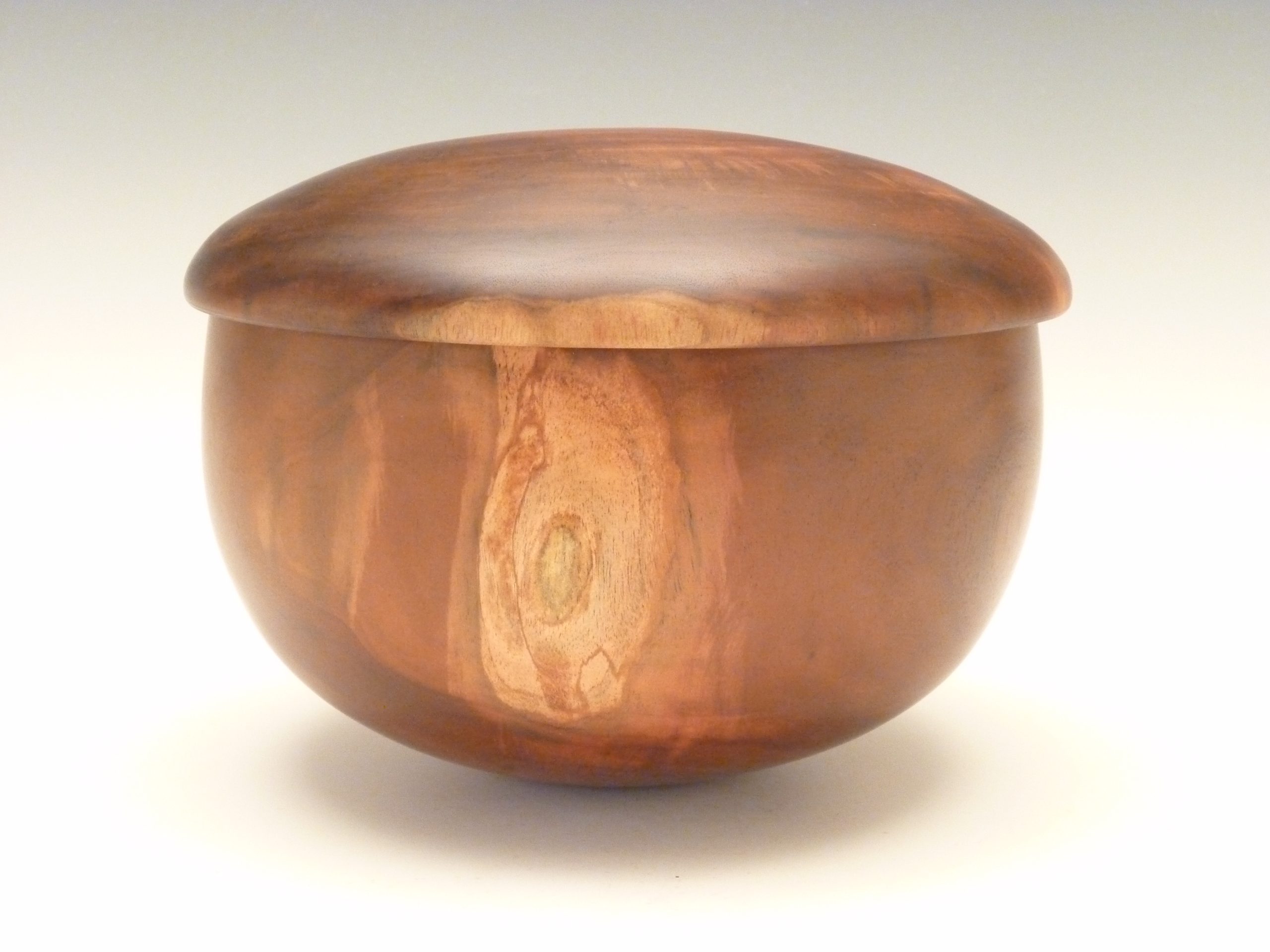 Hawaiian Milo wood - Syd Vierra, Hawaii Wood Turner